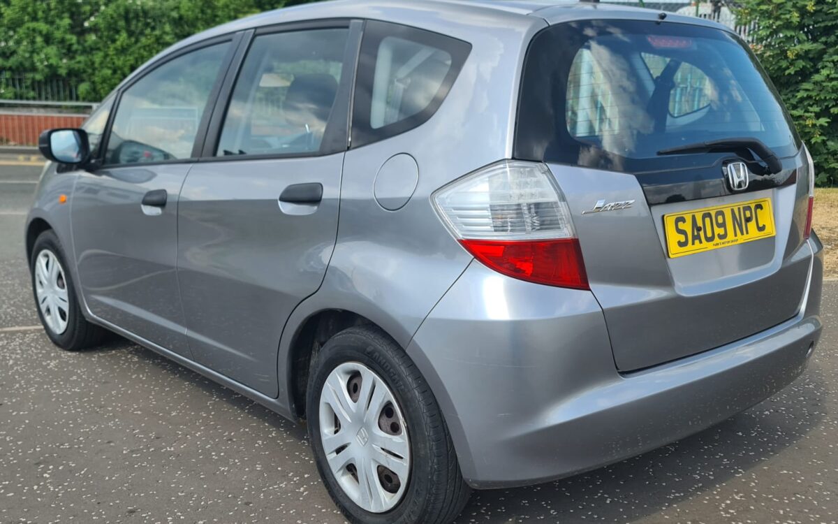 2009 HONDA JAZZ SILVER - AAT Motors Glasgow