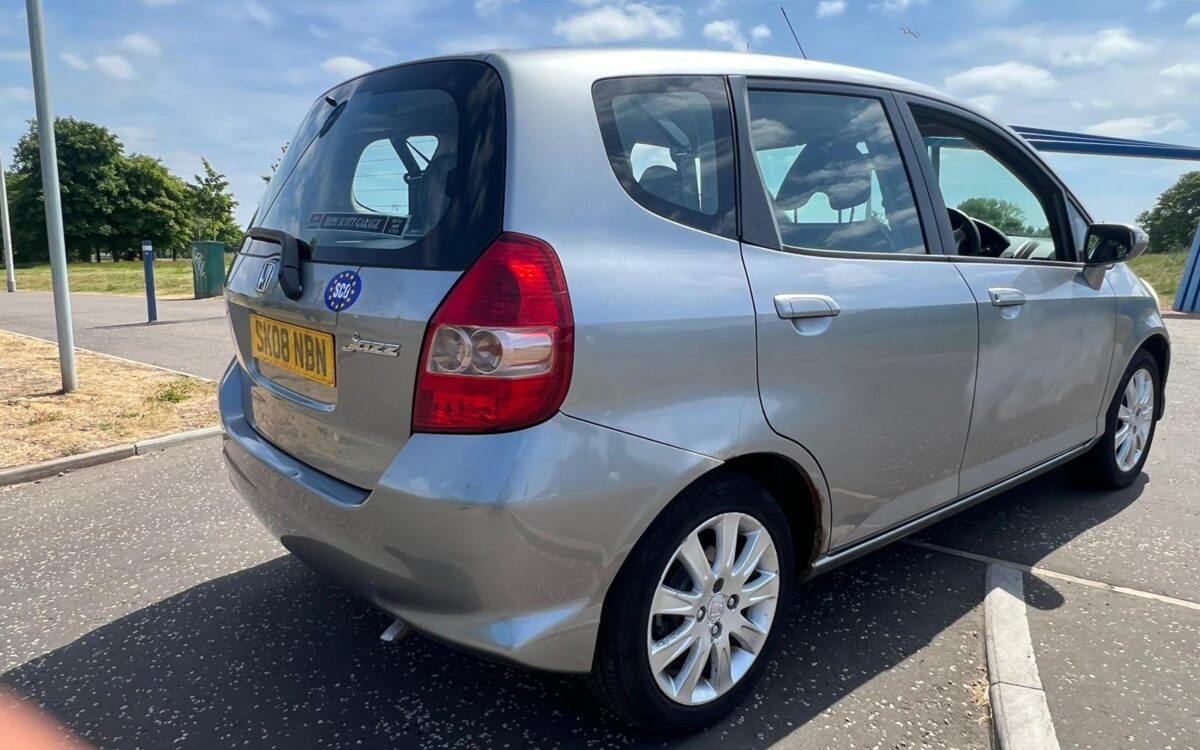 2008 HONDA JAZZ SILVER – AAT Motors Glasgow