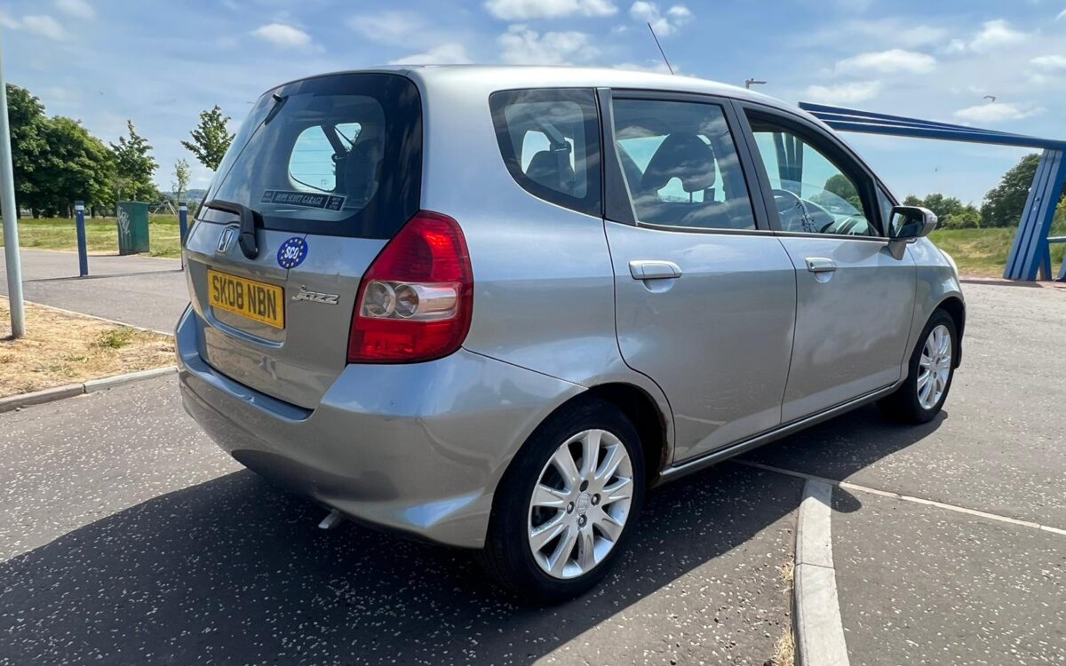 2008 HONDA JAZZ SILVER – AAT Motors Glasgow